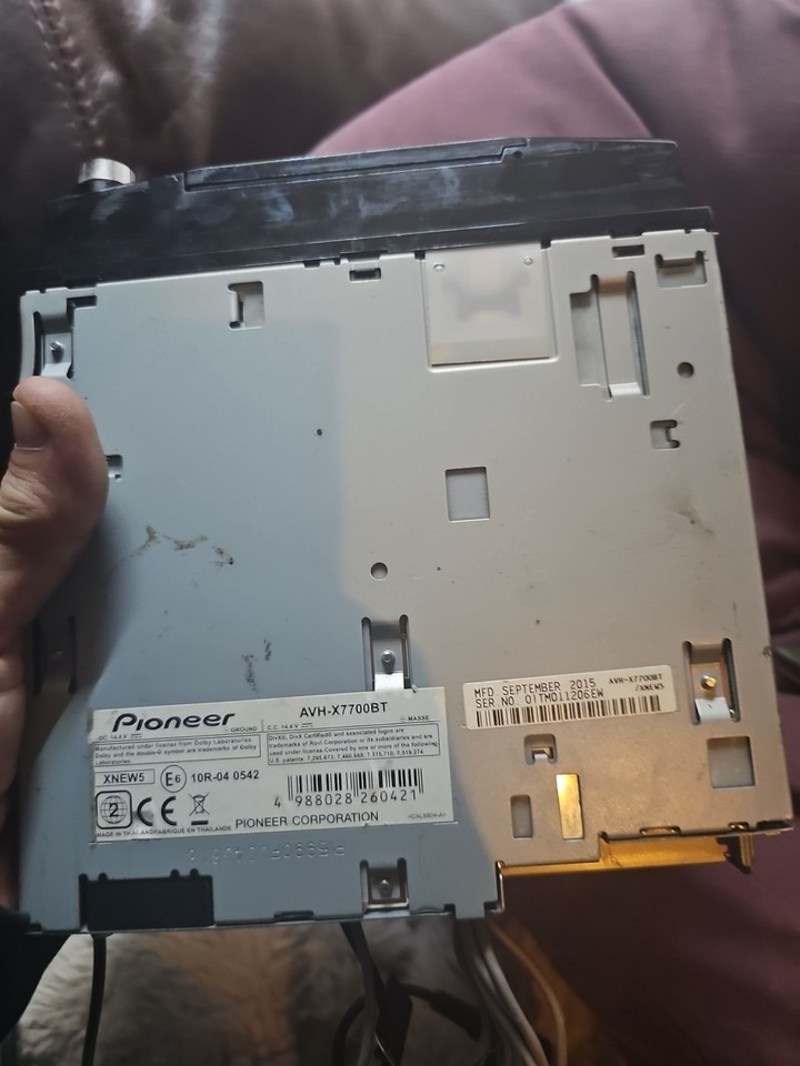 Second Hand Poineer Car Stereo Flip Out Screen CD Player USB Aux Input ...