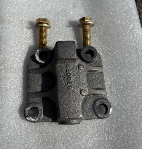 NEW GM / Chevy Dana 60 Front axle Leaf Spring U bolt Plate Right side w ...