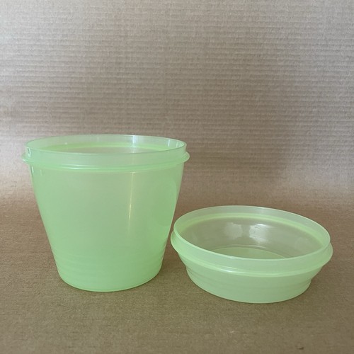 Tupperware Stuffables Bowls Set of 2 Mini Containers Expanding Seal ...