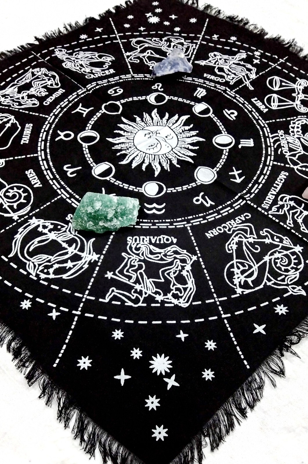 Silver Wonderful Astrology Altar Cloth Zodiac Sunsign Tabel Alter ...