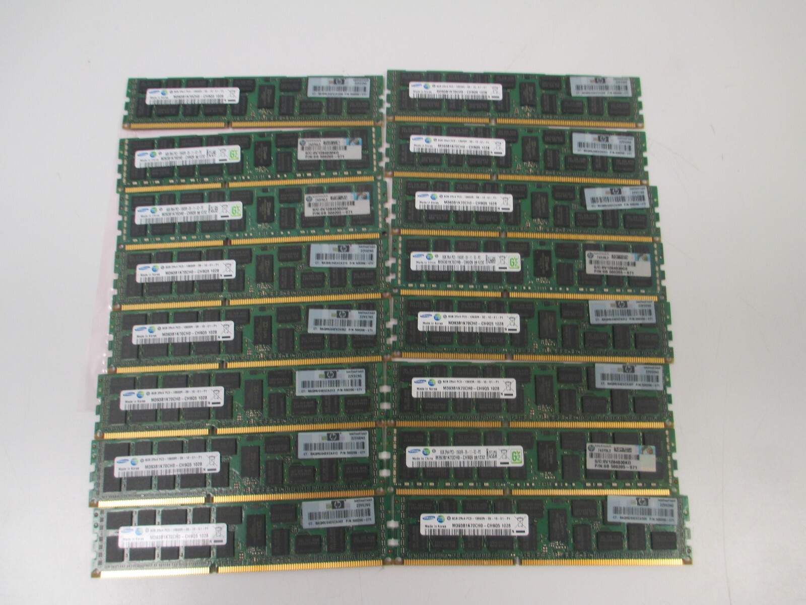 Lot of 16 Sticks of Samsung/HP DDR3 RAM 8GB ECC 10600R | eBay