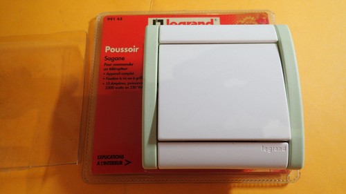 Legrand SAGANE Vert Anis - Poussoir COMPLET 85600 - 99145 - 84004 | eBay