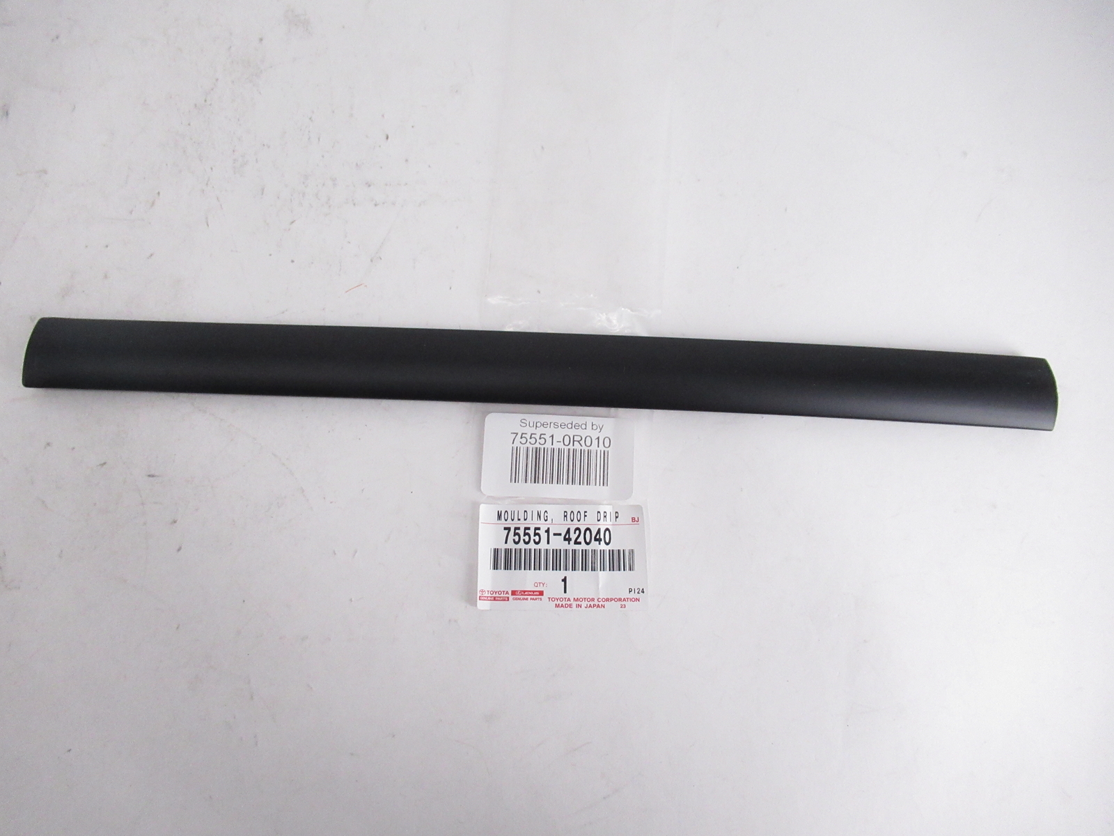 Genuine OEM Toyota 75551-0R010 Passenger Front Drip Molding 2013-2018 ...