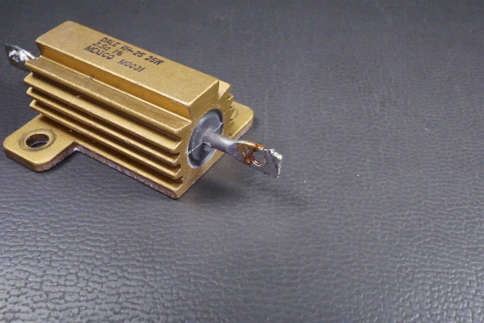Dale RH Series Wirewound Resistor 2.5 Ohms 25 Watt 1 for sale online | eBay