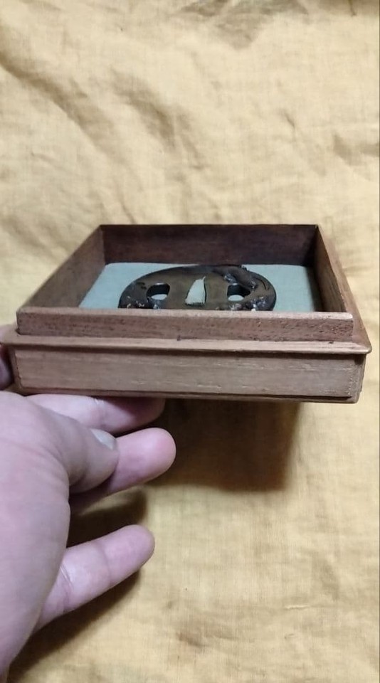 TOGO SHIGEI Tsuba Monkey Eagle Design Omi Residence Box Included 101g ...