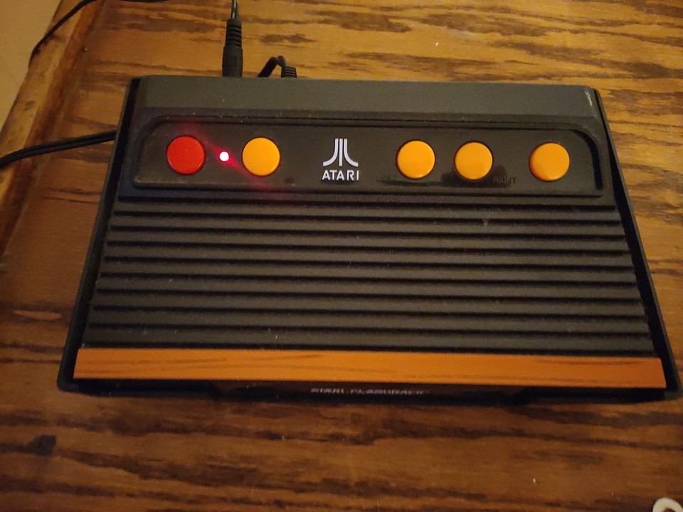 ATARI FLASHBACK CLASSIC RETRO VIDEO GAME CONSOLE w/CONTROLLER & ADAPTER ...
