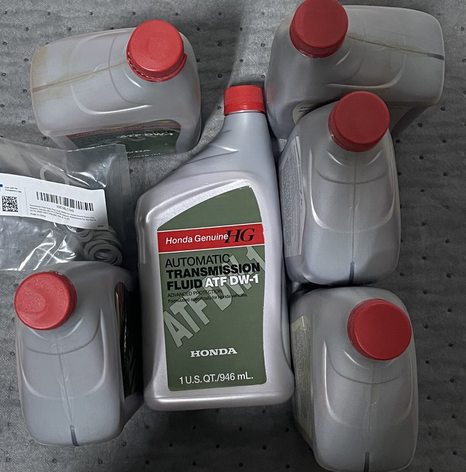 5.5 Quarts Honda Genuine Automatic Transmission Fluid ATF DW-1 with ...