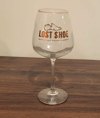 Unique Lost Shoe Brewing Beer Glass Gold Rim | eBay