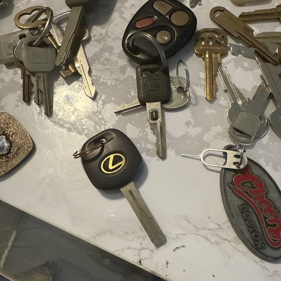 Vintage Lot Of Car Keys - Etc. | eBay