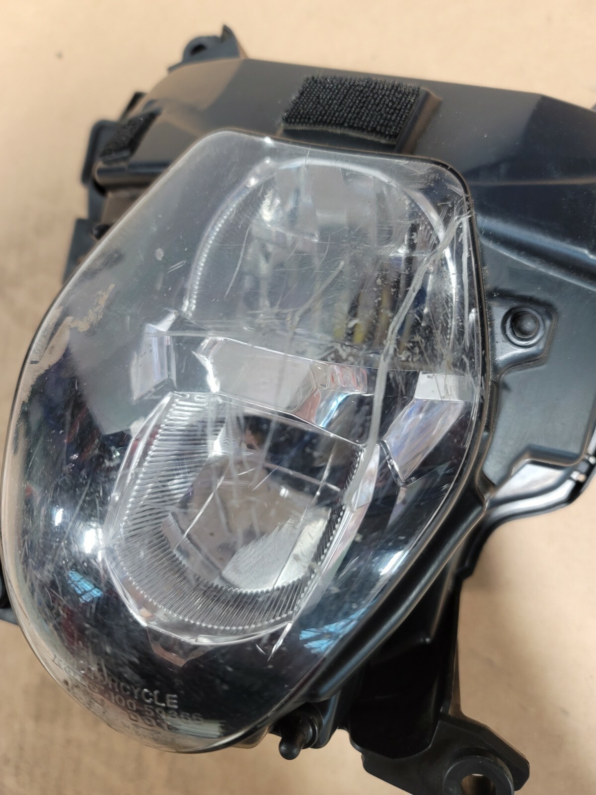 2018 17-24 Suzuki GSXR 1000 FRONT LED HEADLIGHT HEAD LIGHT ASSEMBLY OEM ...