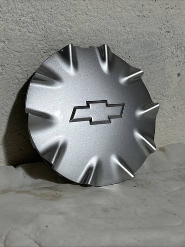 2004-2006 Chevy SSR Silver Aluminum FRONT Wheel Center Hub Cap VT ...