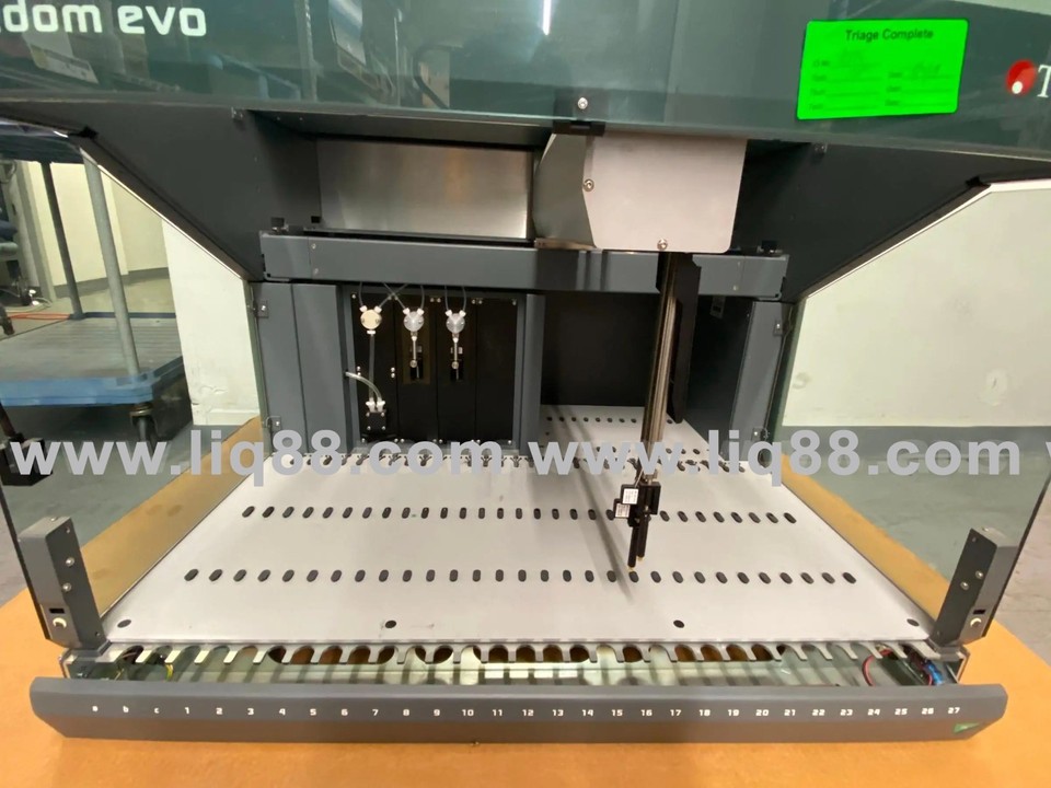 Tecan Freedom EVO 75 Liquid Handler lab automated pipetting robot +90 ...