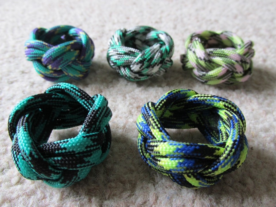 COLORED WOGGLE - Scarf Ring - UK Woven in Paracord *Pick color* Scout ...