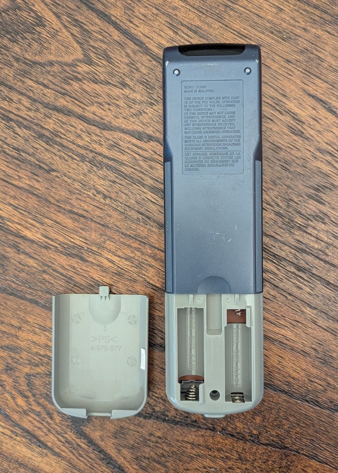 Sony RM-923Y TV Remote Gray with Green - Very Clean, Fully Tested Works ...