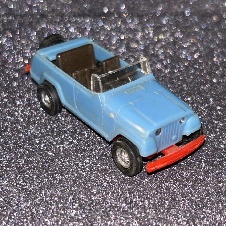 1967 Jeep Jeepster 1/64 Scale Model Mini Lindy Lindberg Models B534 | eBay