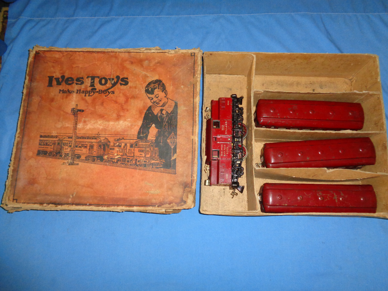 IVES Standard Gauge Set #701R with #3241 Electric Loco & #184, #185 ...