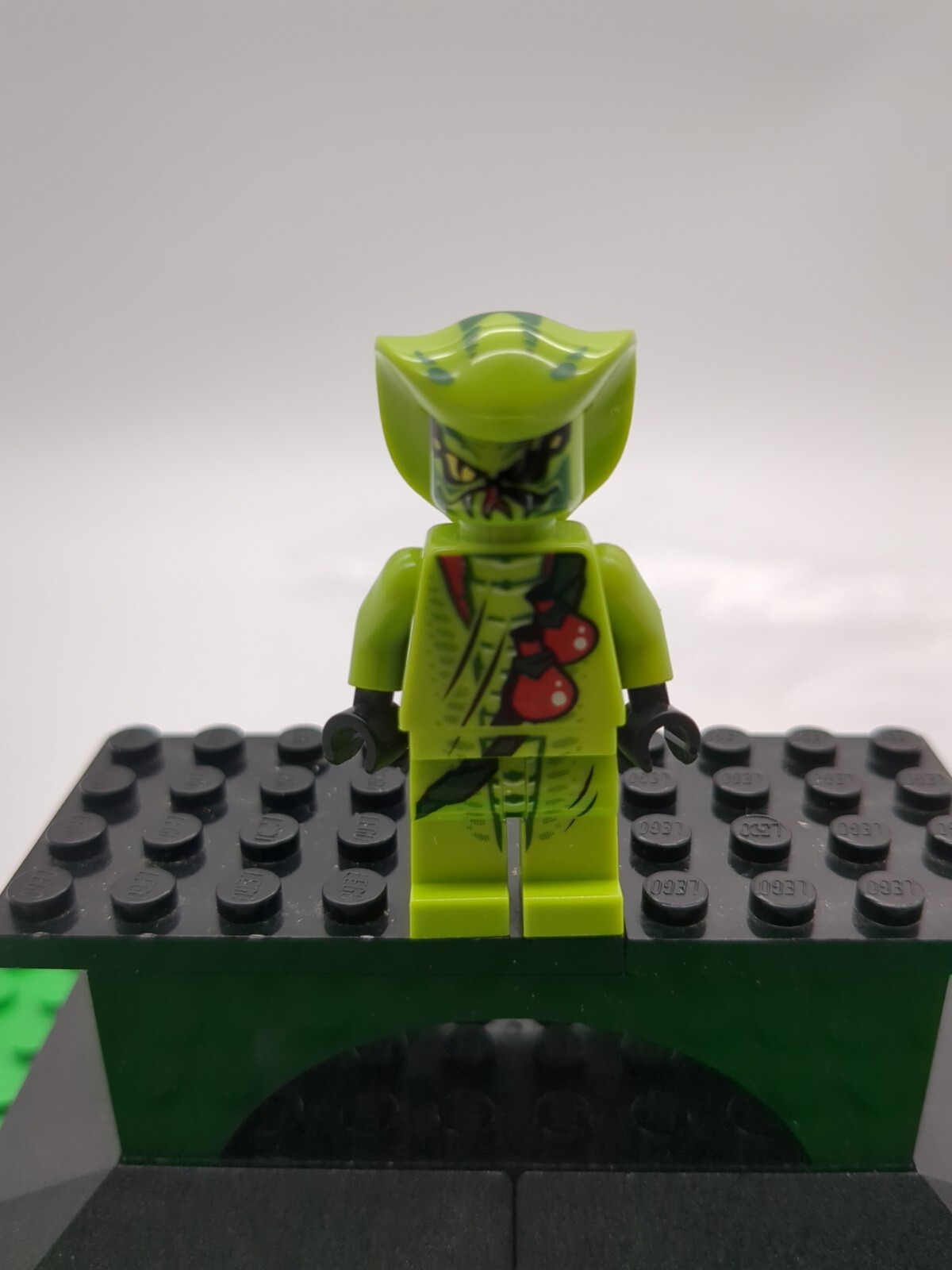 Lasha, Red Vials Snake Warrior Ninjago, 9562 9447 njo051 LEGO ...