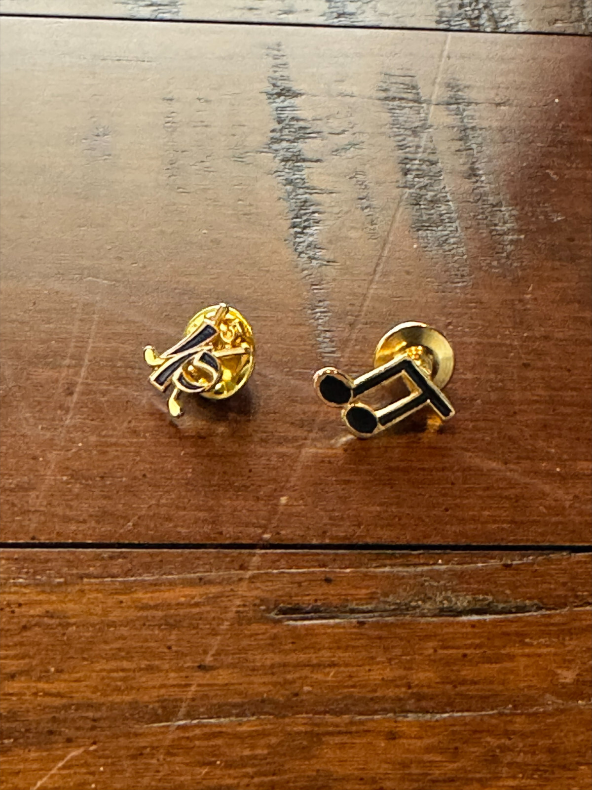 Set Of 2 Gold Tone Musical Lapel Pins – Treble Clef & Eighth Notes ...