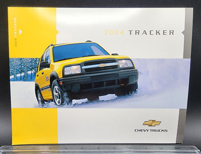 2004 Chevrolet Tracker Sales Salesman Showroom Brochure 12pgs | eBay