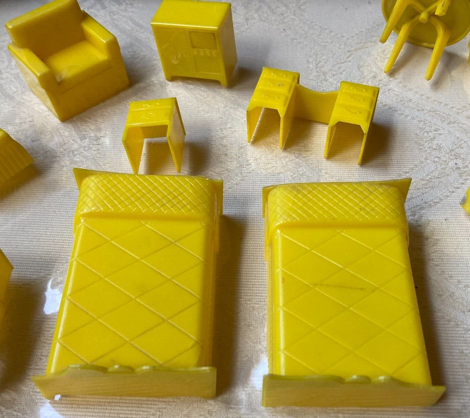 Vintage MARX 9 Piece MCM Dollhouse Bedroom Furniture Set Dressers Chair ...