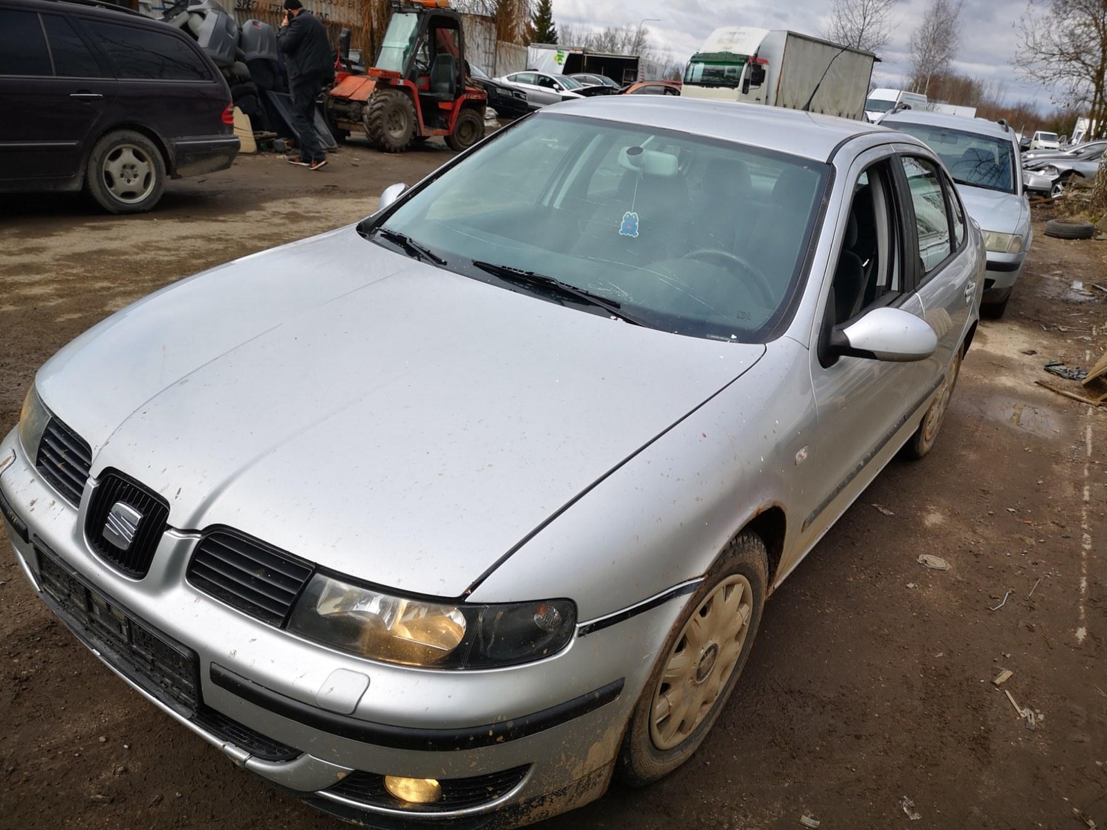 1j0949117 ASN Clear Side Repeaters Right for Seat Toledo 2000 FR1624596 ...