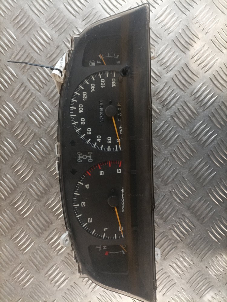 TOYOTA HI-LUX/SURF 3RD GEN 1995-01 INSTRUMENT CLUSTER SPEEDO CLOCKS ...
