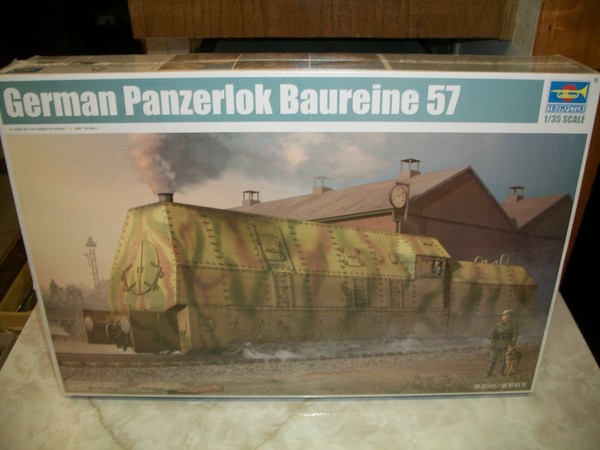 Trumpeter 1/35 German Br57 Armored Steam Locomotive 00219 for sale ...