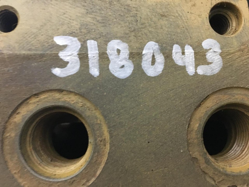 Caterpillar 3126 Water Pump and Thermostat Housing 187-8957 Pulley ...