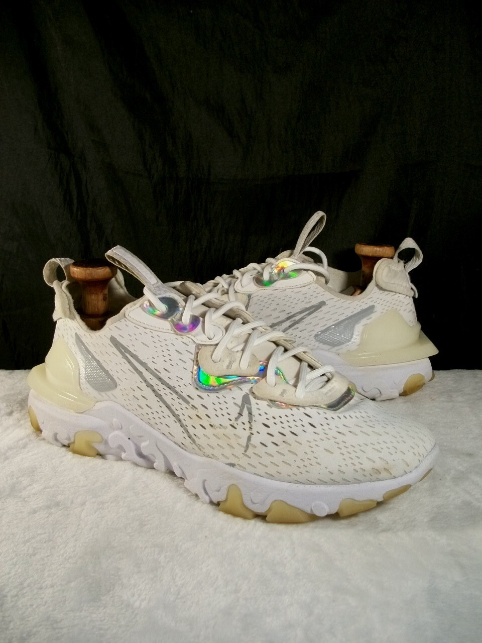 NIKE REACT VISION WHITE SYNTHETIC & MESH RUNNING SNEA… - Gem