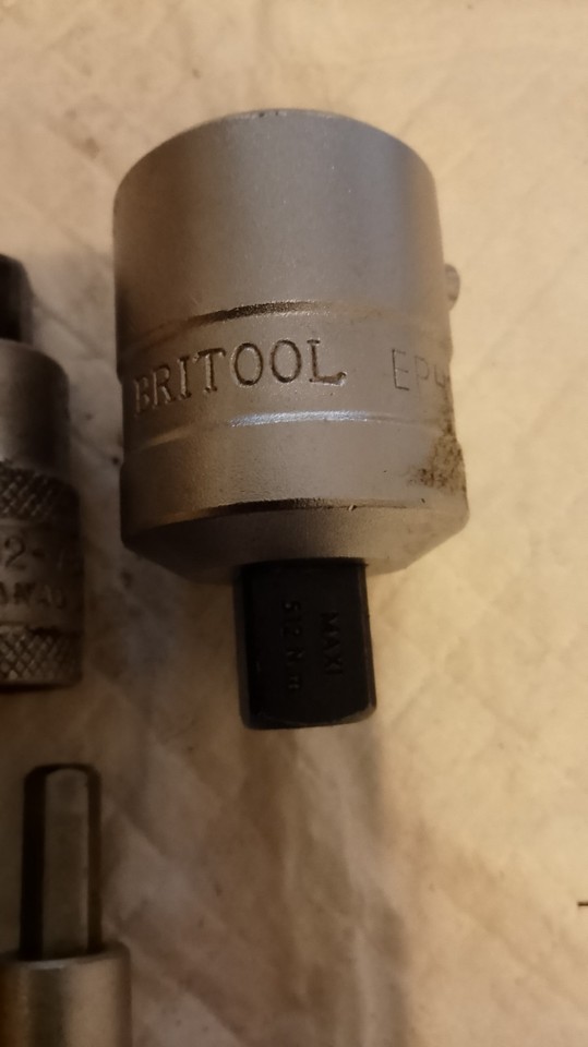 BRITOOL SOCKET ADAPTER AND SMALL JOB LOT OF ALLEN KEY SOCKETS. | eBay UK