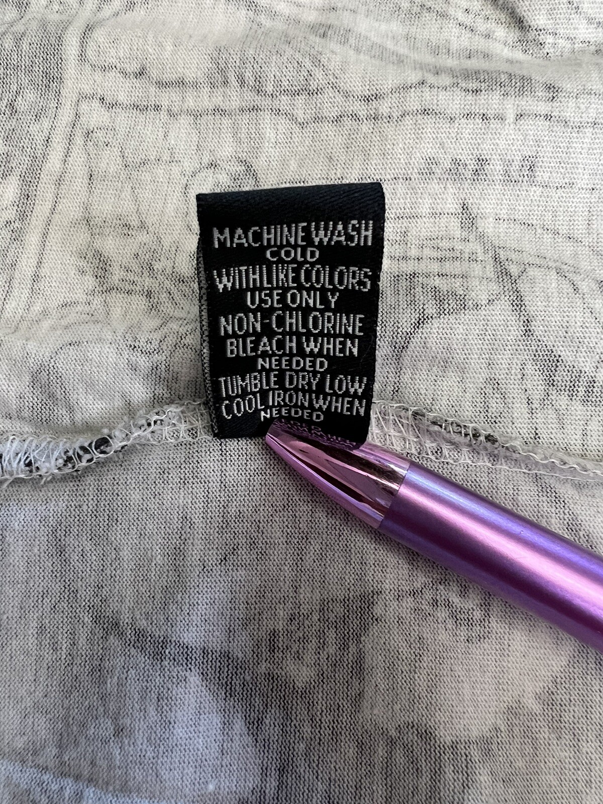 Original Gravity Men’s “HYPE” Comic Strip Graphic Nov… - Gem