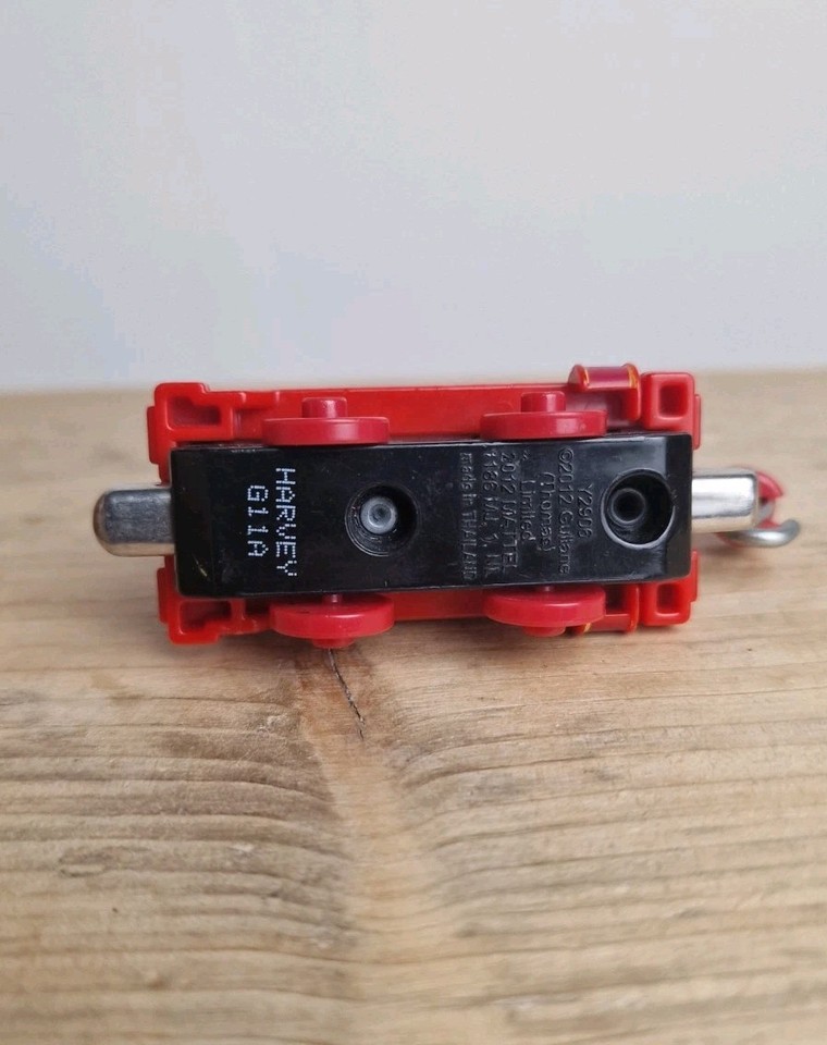 Take Along n play Thomas The Tank Engine & Friends Train - Harvey | eBay