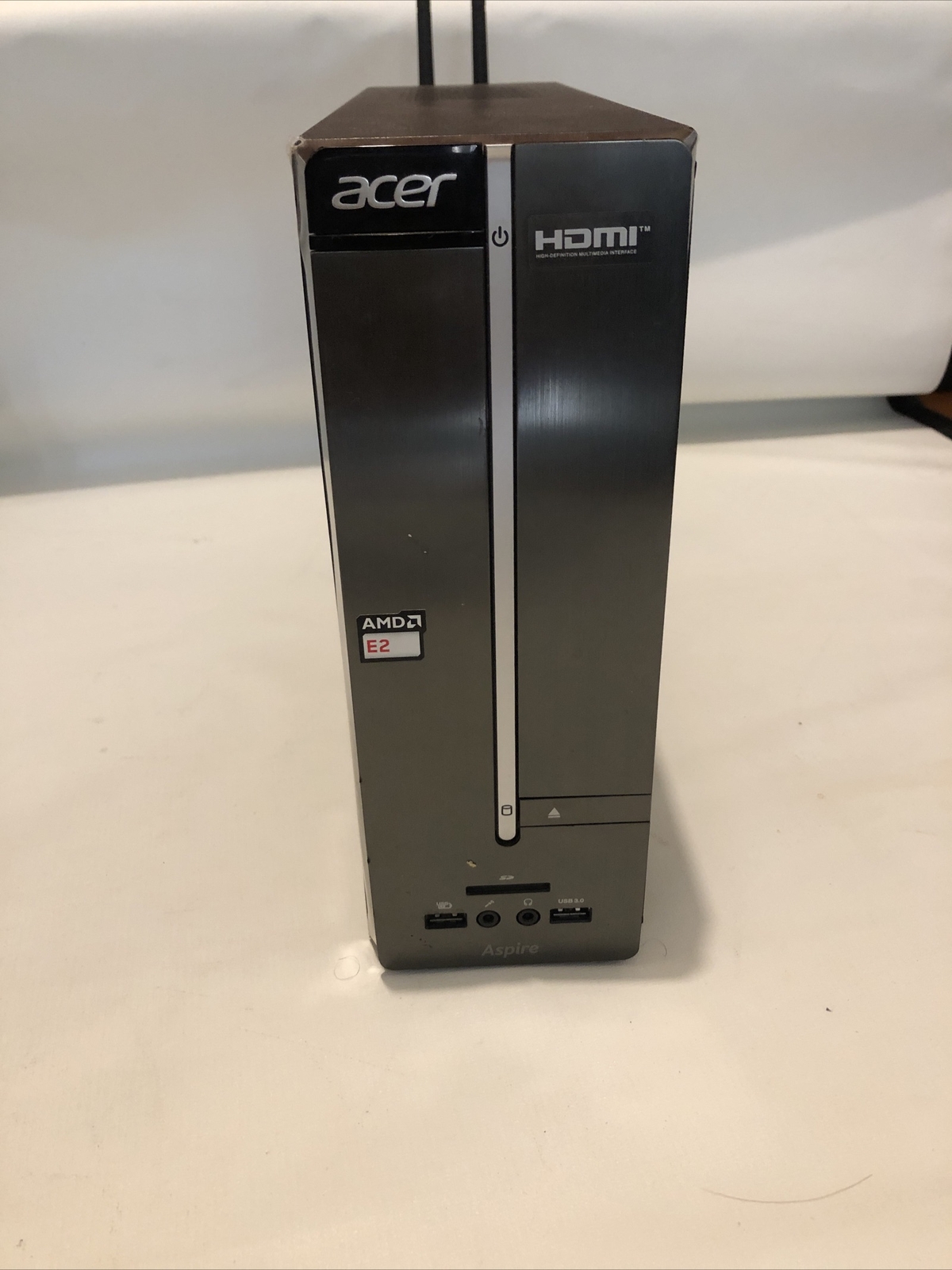 Acer Aspire XC-115,AMD E2-6110 APU Radion R2 Graphics 1TB SSD,8GB Ram ...