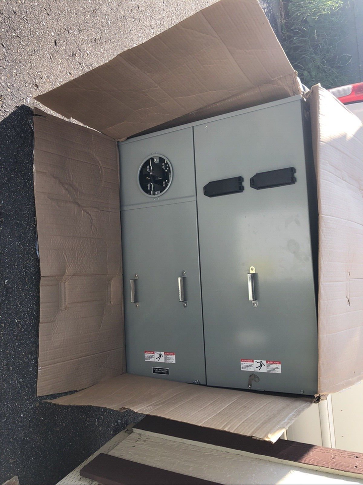 NEW EATON U4042MCC 400 / 320 AMP METER MAIN COMBO BASE W 2 200 AMP ...