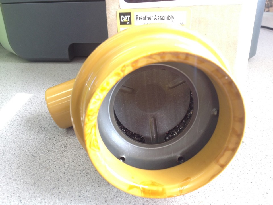 Genuine OEM Caterpillar CAT Breather Assembly 4N-4668 NOS New Old Stock ...
