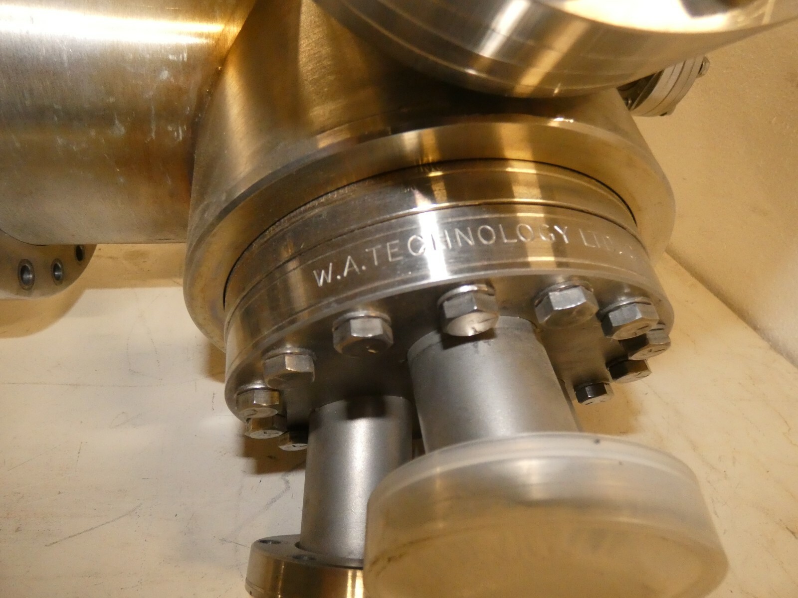 Huntington 6” Conflat Multiport UHV Vacuum Chamber w/ many 2.75 ...