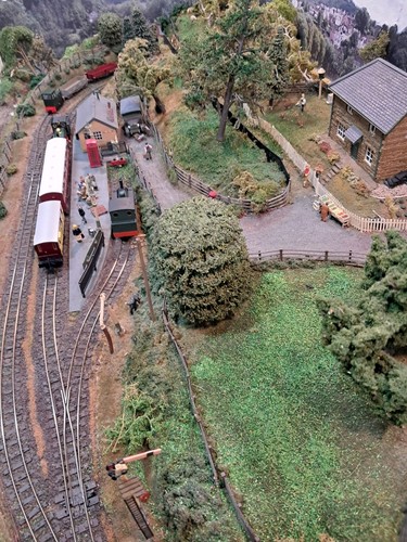 009 OO9 NARROW GAUGE MODEL RAILWAY LAYOUT 4FT X 2FT APPROX | eBay UK