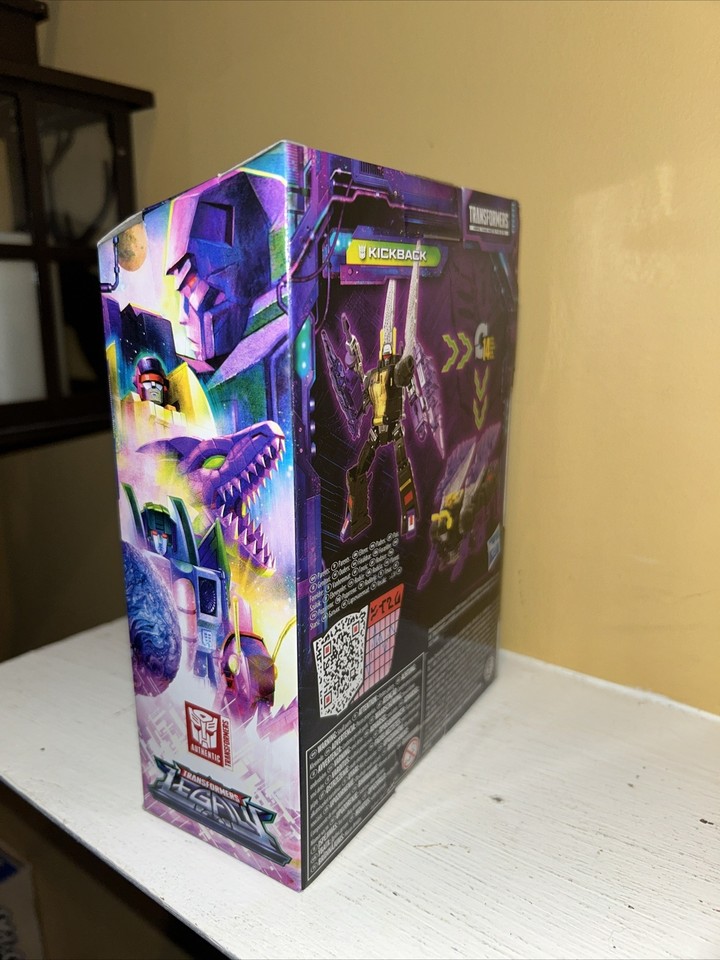 Transformers Legacy Kickback Insecticon Deluxe Class | eBay