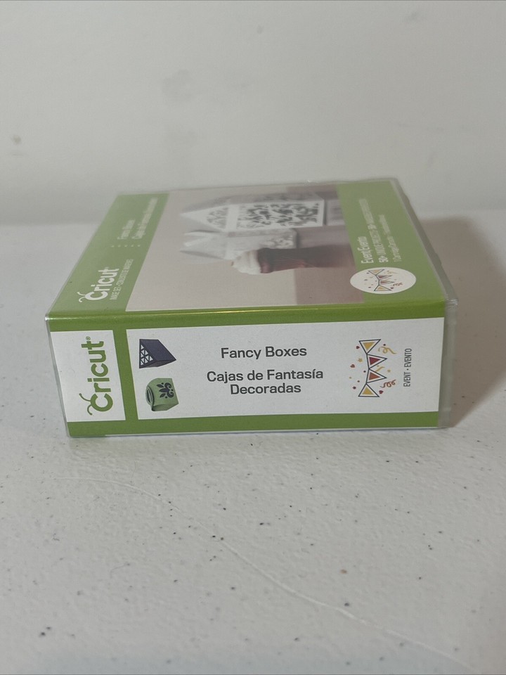 CRICUT Cartridge & Book - FANCY BOXES 3D Gifts - Make 50 Unique ...