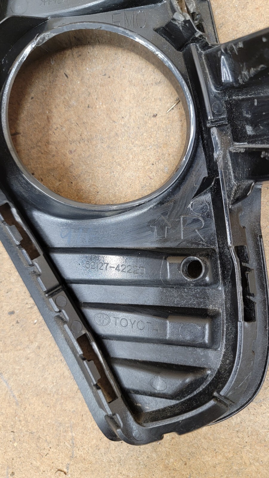 2020 2021 Toyota Rav4 XSE Front Bumper Right RH Foglight Bezel OEM ...