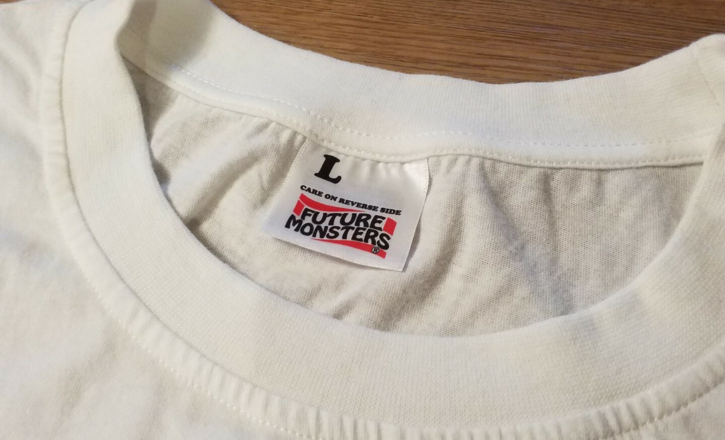 Rare Future Monsters Jaws Movie T Shirt White Size La… - Gem