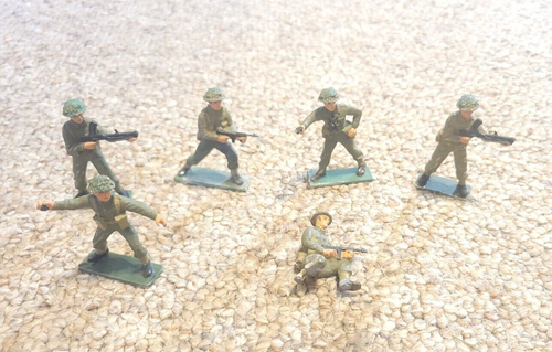 World War 2 British Commando Figures 1/32 Scale Vintage Painted Metal ...