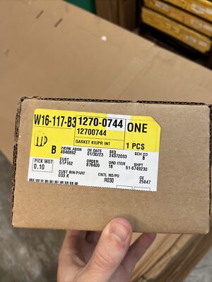 NEW GM OEM GASKET KIT- GENERAL MOTORS GMC 12700744 | eBay