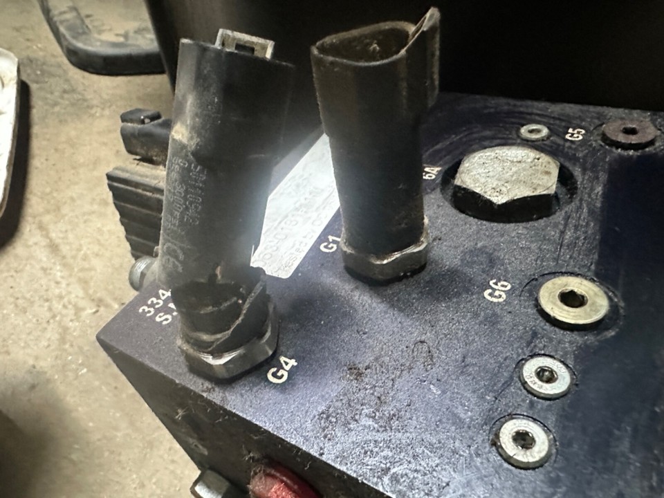 063-0131-111 Raven autoboom Hydraulic Valve | eBay