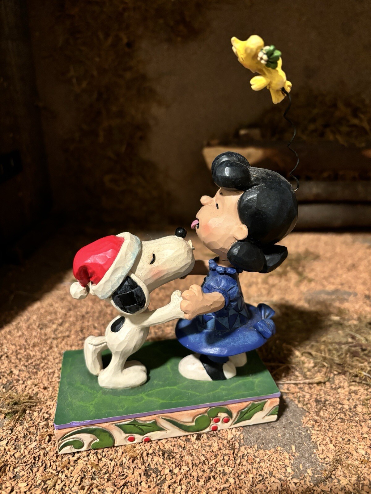 Jim Shore 2016 Peanuts Lucy Snoopy Mistletoe Mischief #4052720 6 1/2 x ...