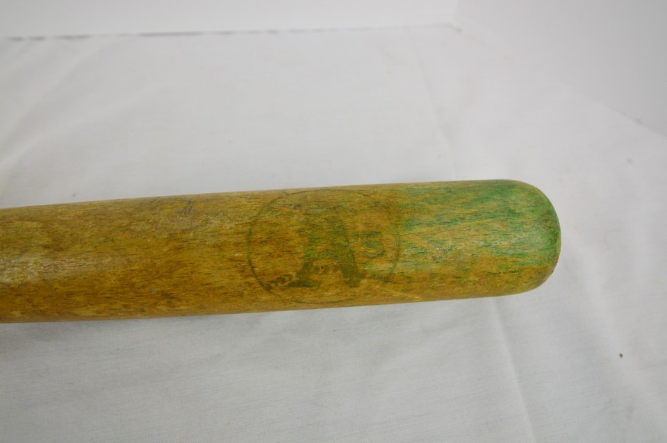 OAKLAND A's Sal Bando Ballpark Baseball Bat 1970s Hillerich & Bradsby ...
