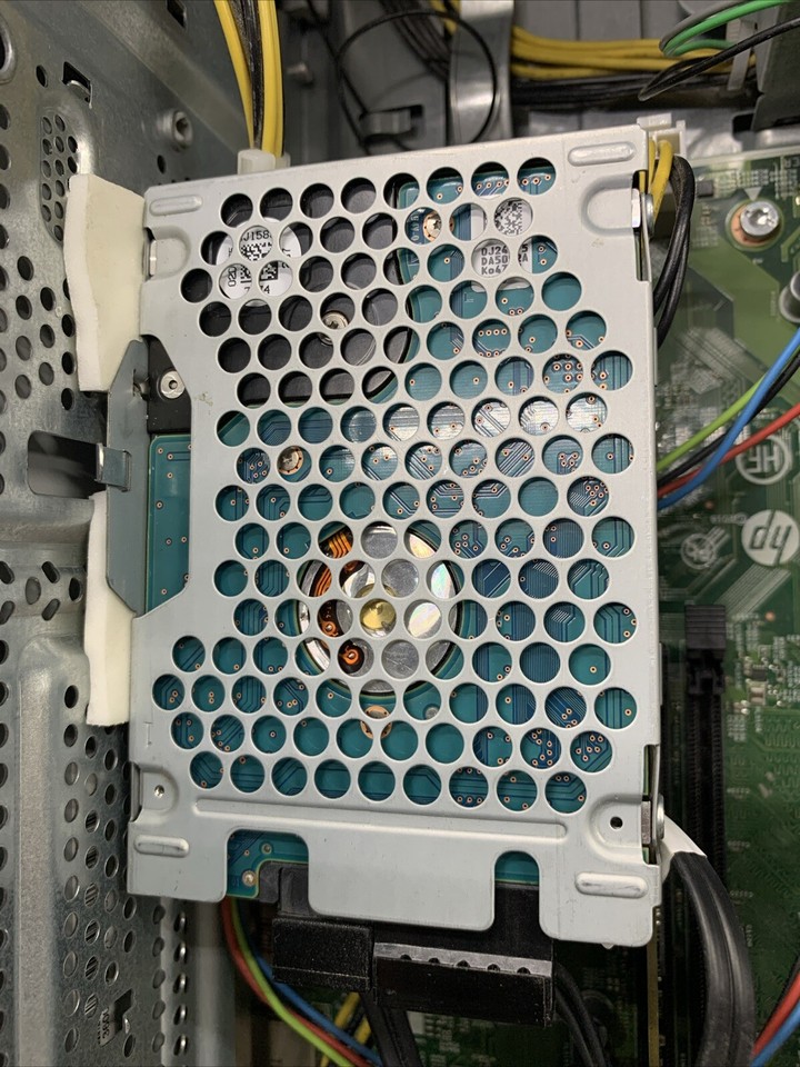 HP 590-p0066 Hp Pavilion i5-8400 2.8GHz UHD Graphics 630 8GB RAM 1TB ...