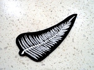 NZ Silver Fern Patches Embroidered Cloth Applique Badge Iron Sew On New ...
