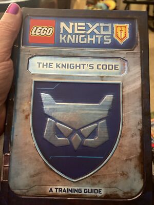 LEGO NEXO Knights Ser.: The Knights' Code : A Training Guide by AMEET ...
