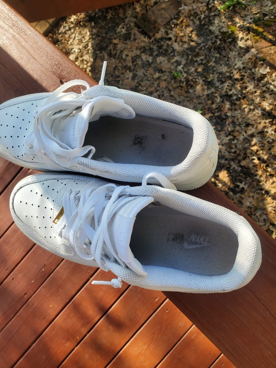 DS Nike Air Force 1 Low '07 sz11 White/Metallic Gold Tumbled DS Nike Air Force 1 Low '07 sz11 White/Metallic Gold Tumbled